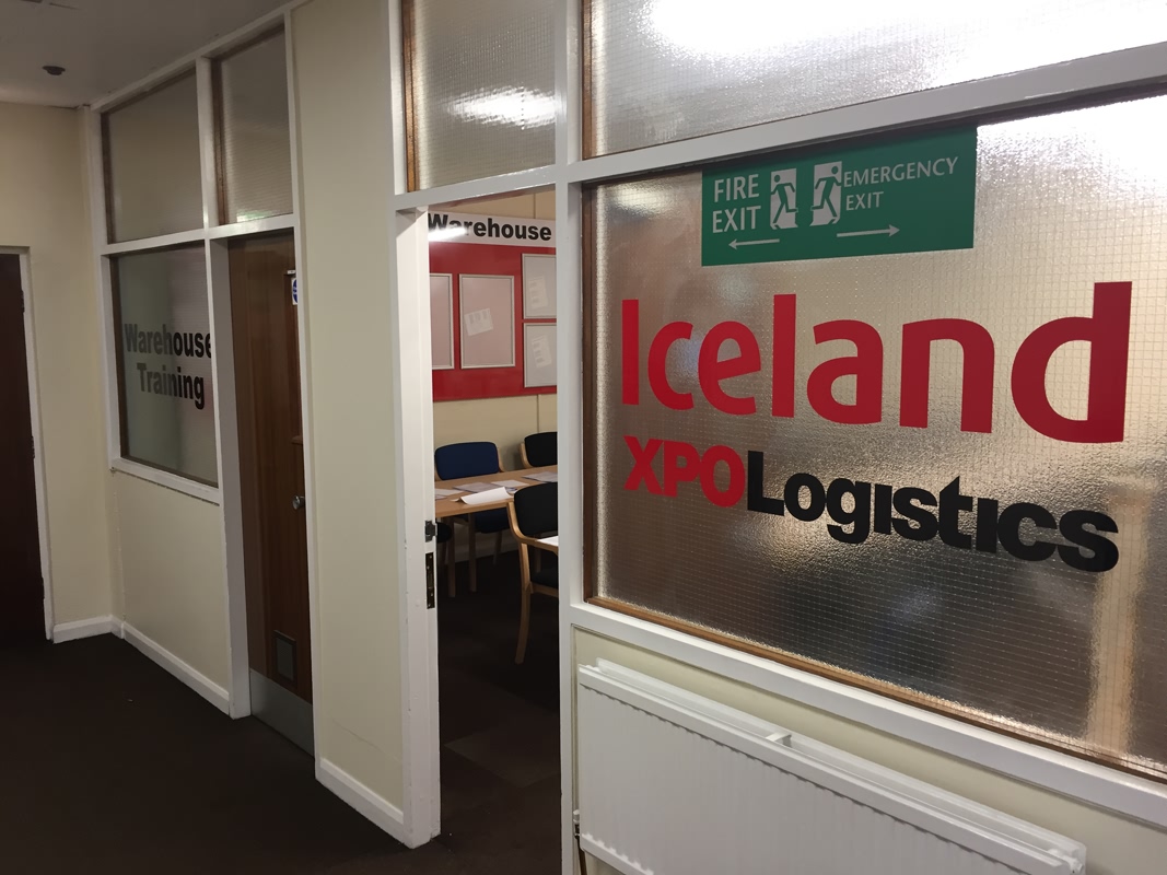 Window graphics & window signs Warrington, Runcorn, Knutsford & St ...