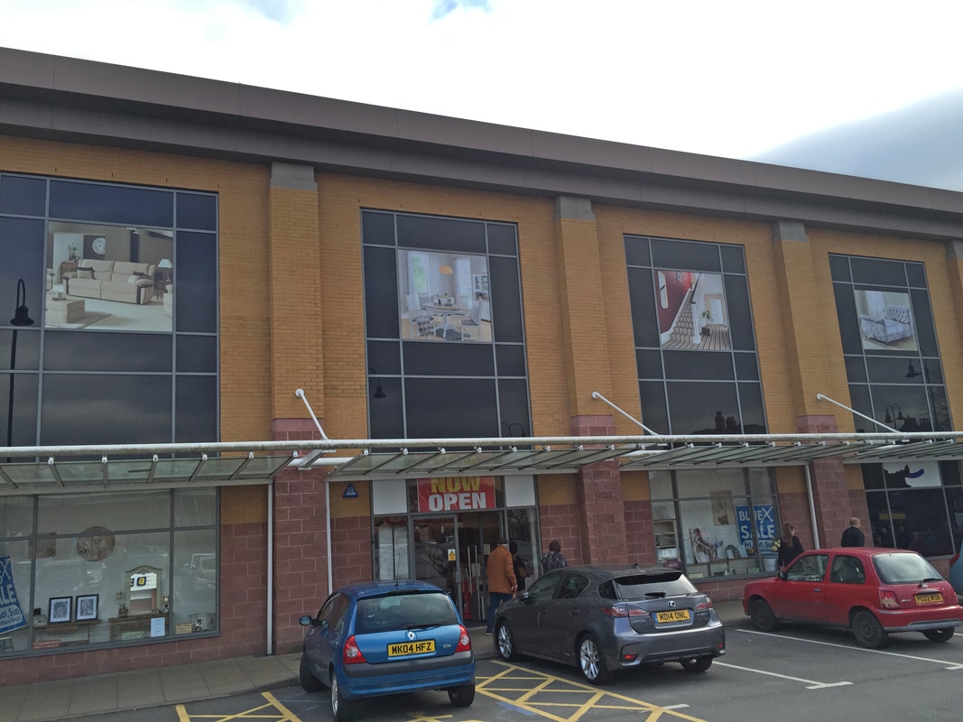 Window graphics & window signs Warrington, Runcorn, Knutsford & St ...